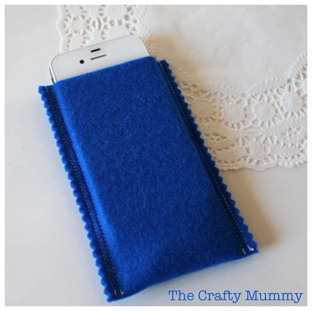 Felt iPhone Case Tutorial • The Crafty Mummy