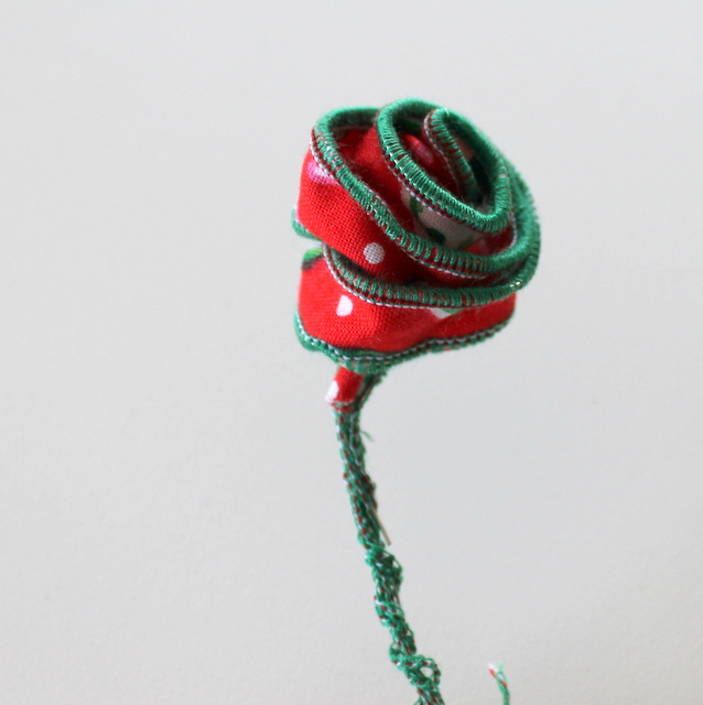 Wire Ribbon Rose Tutorial • The Crafty Mummy