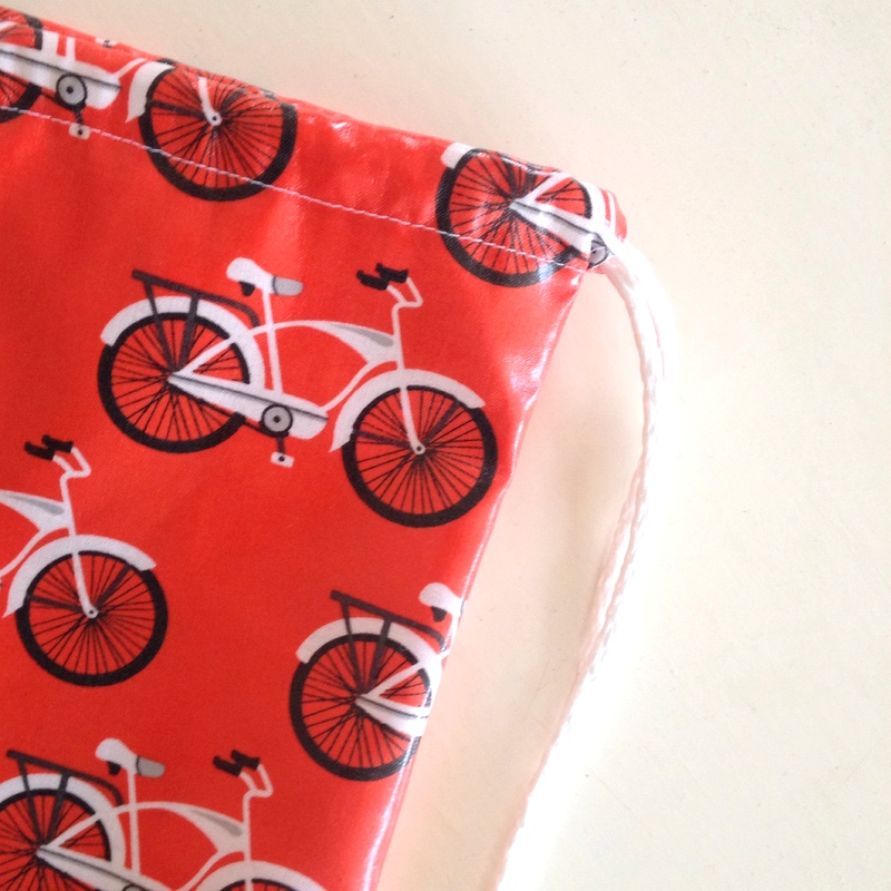 How to Sew a Swimming Bag • The Crafty Mummy